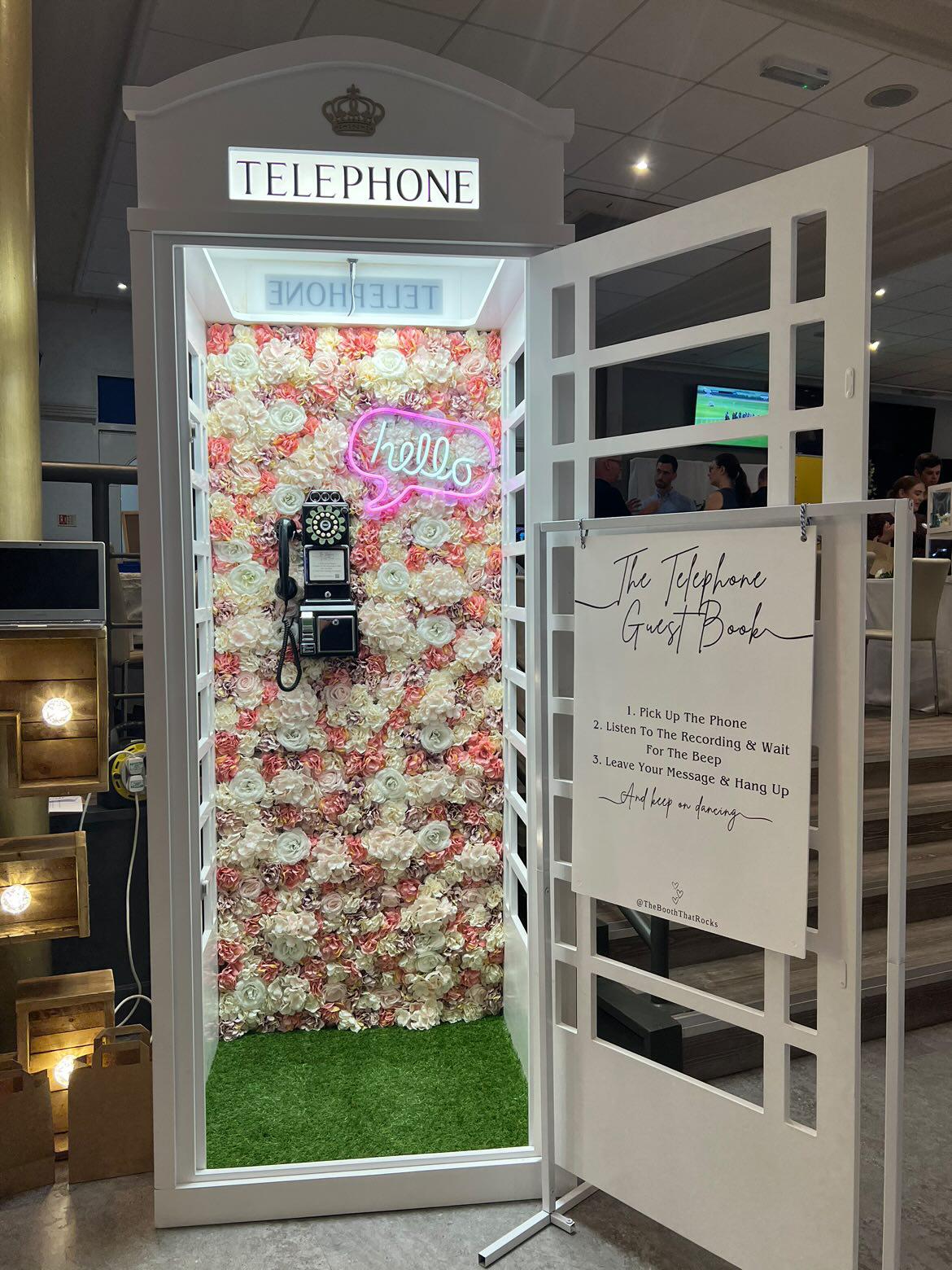 2024 Wedding Trends | Telephone Box Guest Books